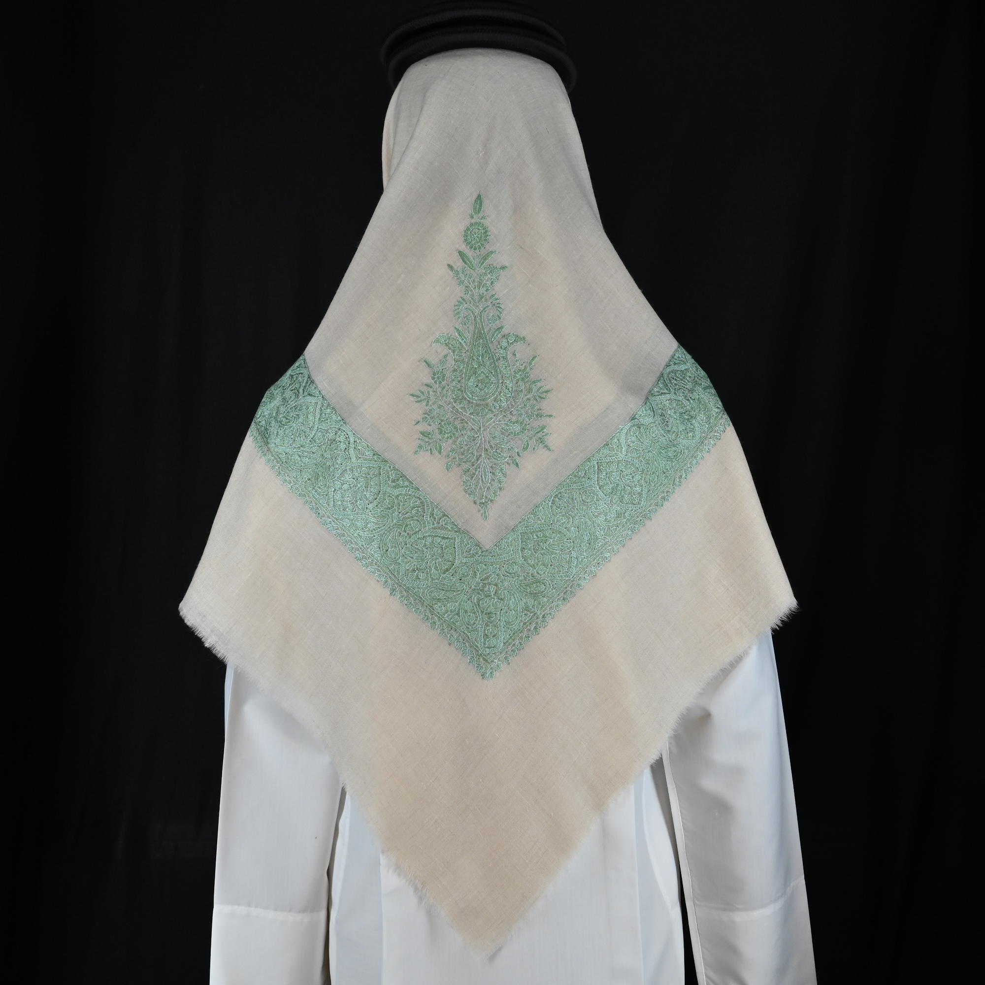 Contemporary Shawl Archives - Sheen Kashmir