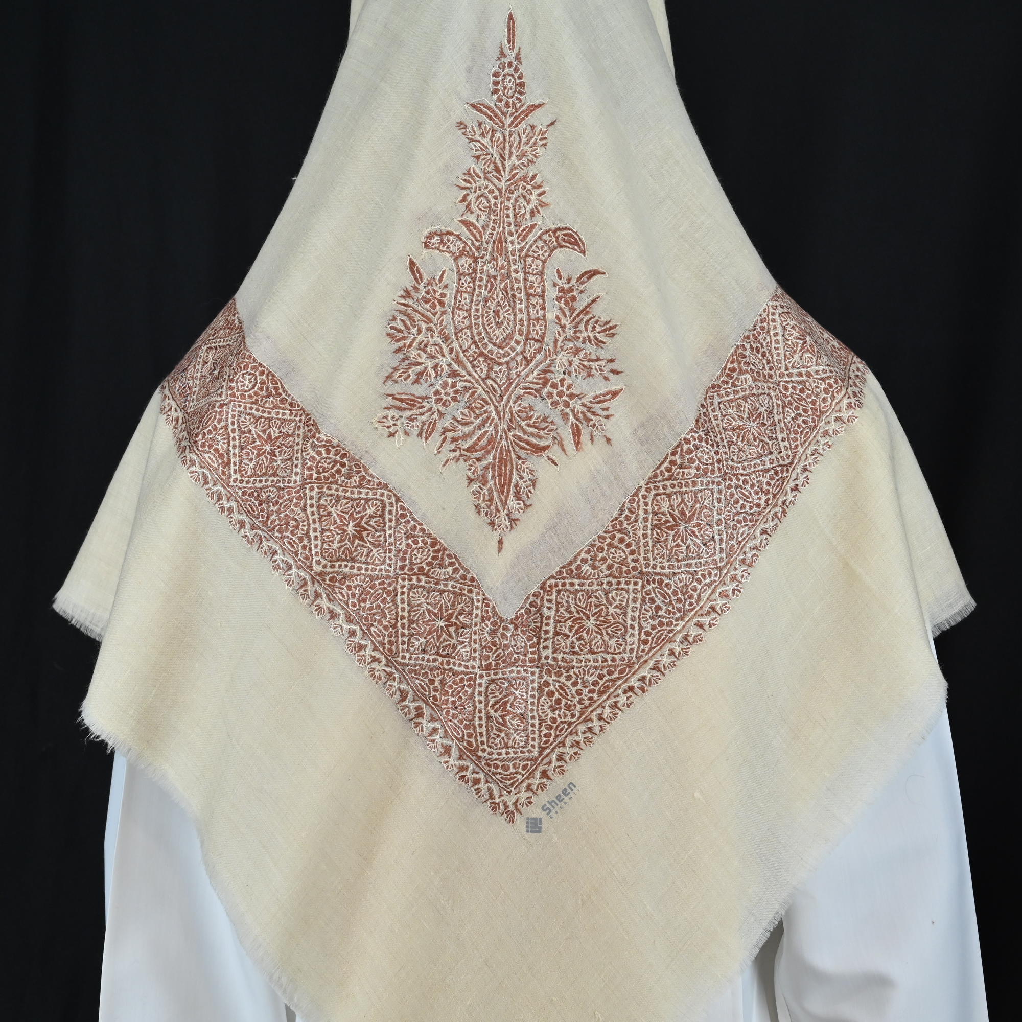 Contemporary Shawl Archives - Sheen Kashmir