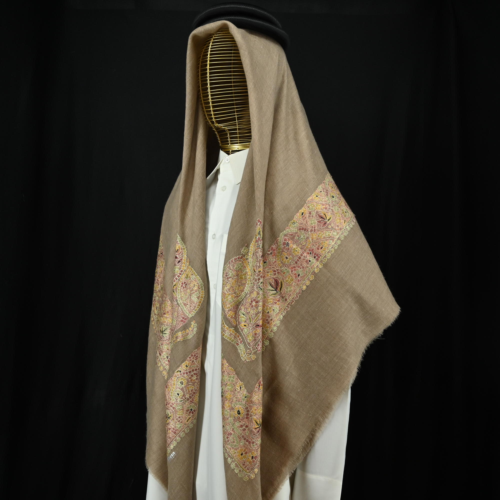 Plain Ghutra Archives - Sheen Kashmir